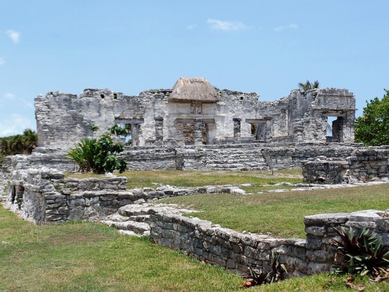 A Mayan Seaport and Trading Hub | off the leash