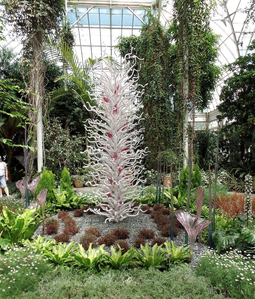 Glass in the Garden | off the leash